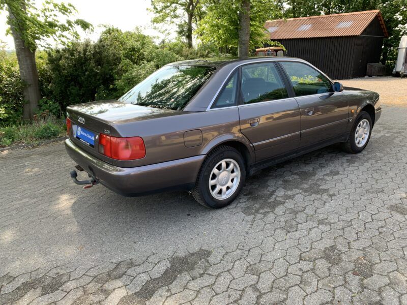 Meget flot Audi C4 - A6 2,6 V6 - Nysynet - SOLGT! - Retro-cars.dk - Klassiske biler, youngtimere ...